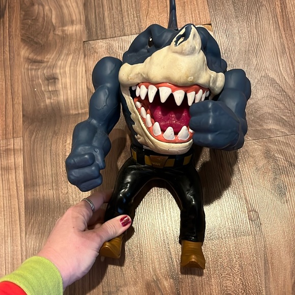 street sharks | Toys | Rare Street Sharks Mega Talking Ripster Jumbo ...